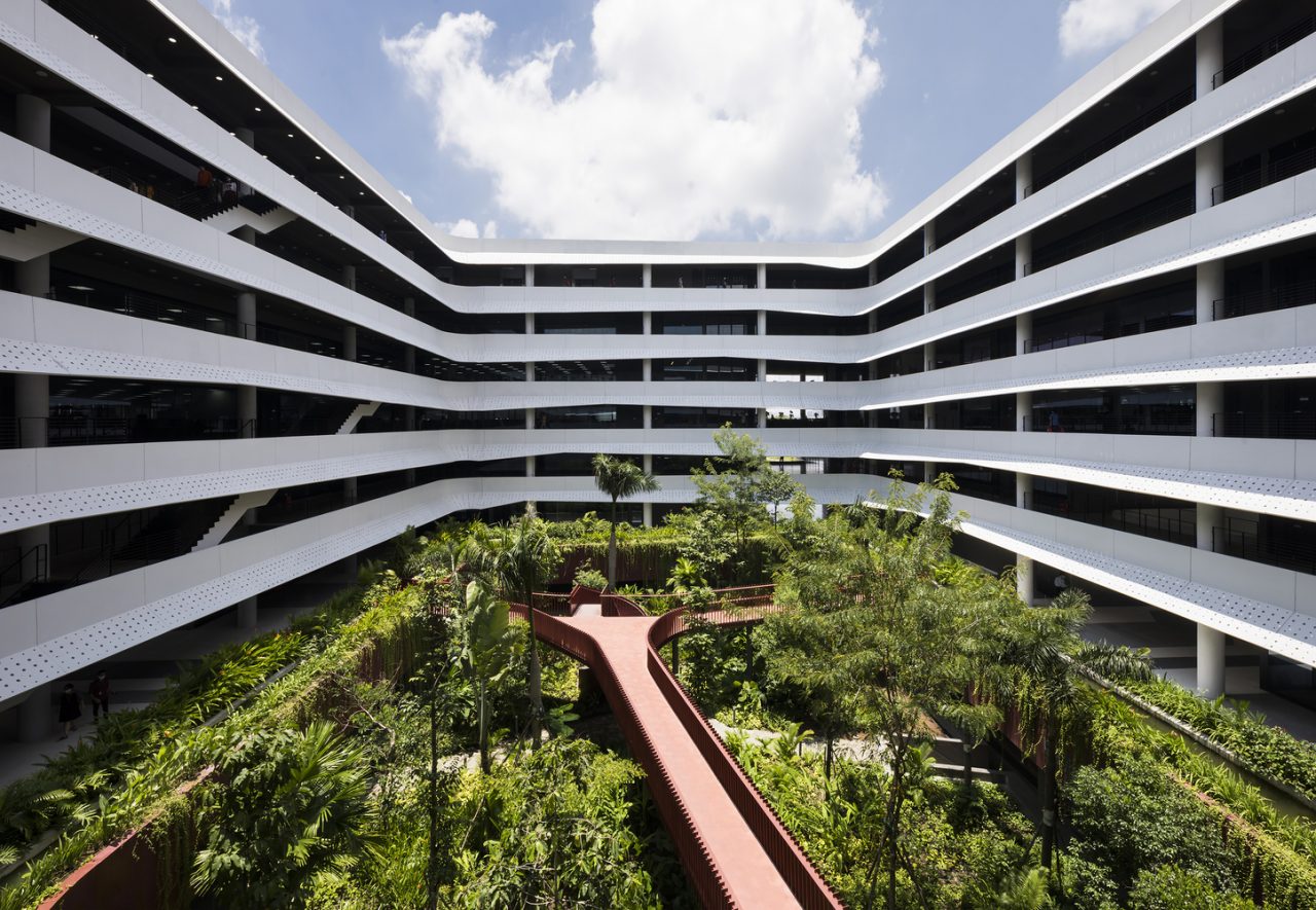 Toà nhà “sóng bê-tông” F-Town 3 của FPT Software lọt top công trình ...