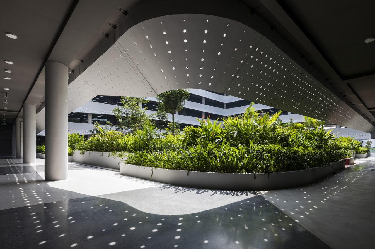 Toà nhà “sóng bê-tông” F-Town 3 của FPT Software lọt top công trình ...