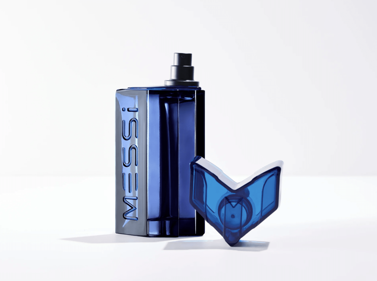 Lionel Messi ra mắt nước hoa đầu tiên - một “cú sút” đầy cảm hứng cho ...