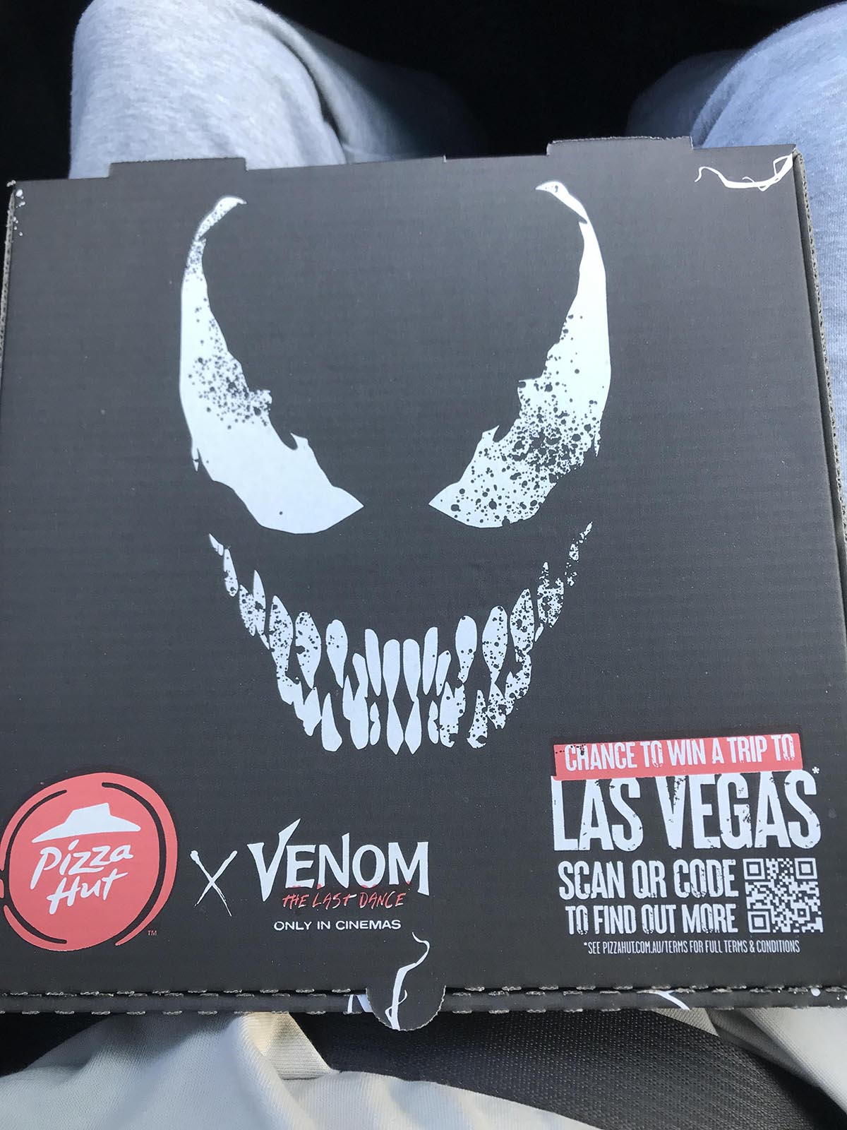 Pizza Hut hợp tác Marvel trình làng món pizza 'ngoài hành tinh' nhân ...