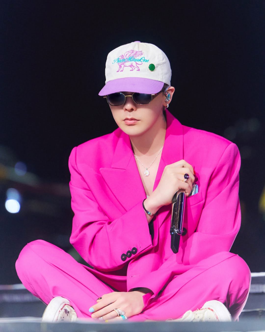 G-Dragon hợp tác cùng Jacob & Co. ra mắt mặt dây chuyền PEACEMINUSONE ...
